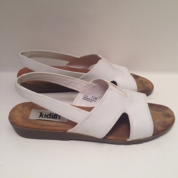 Judith | Shoes | Judith White Slingback Sandal Shoes 7 2 | Poshmark